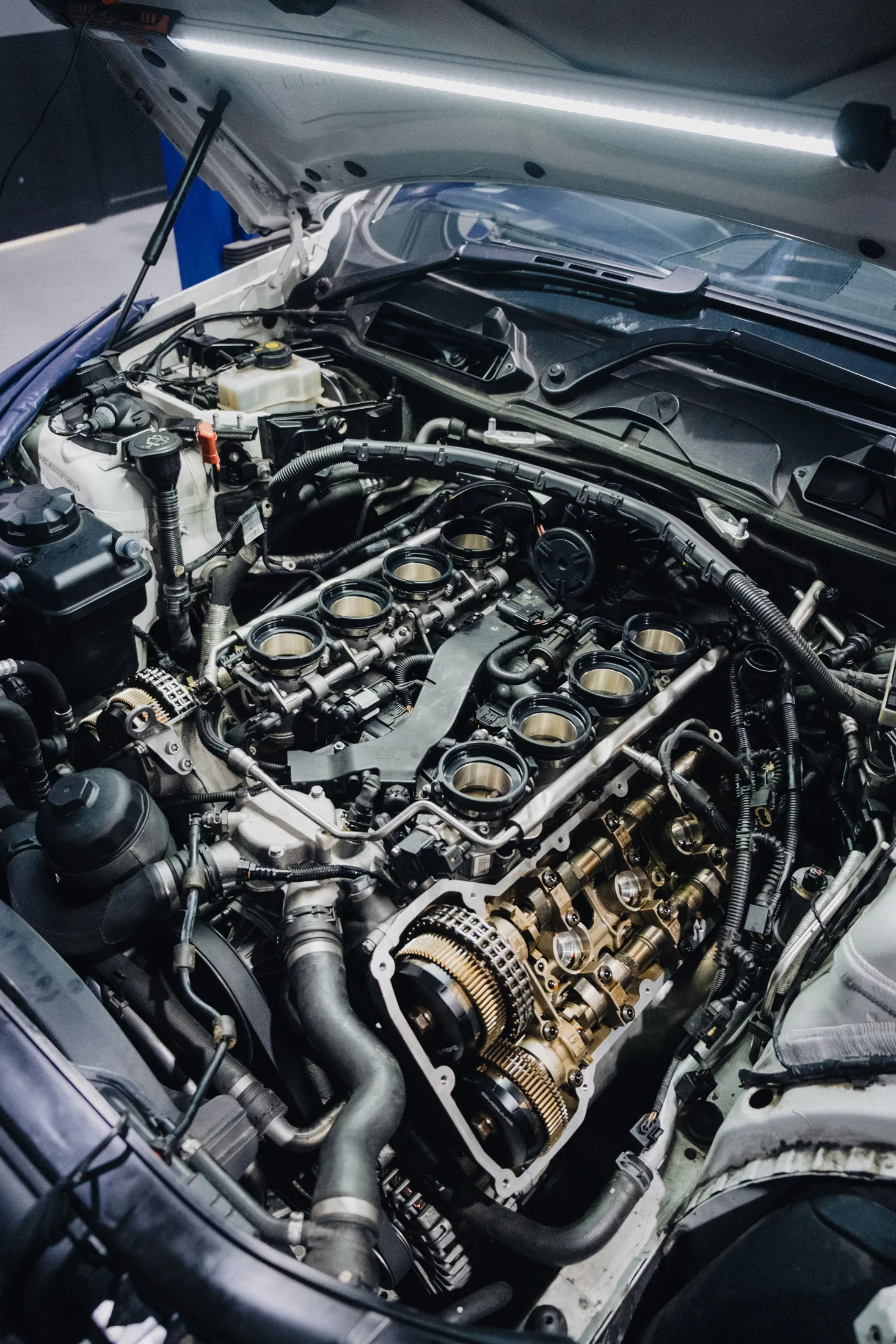 Breathing New Life into a V8 Legend: E92 M3 in for Engine Bay ...